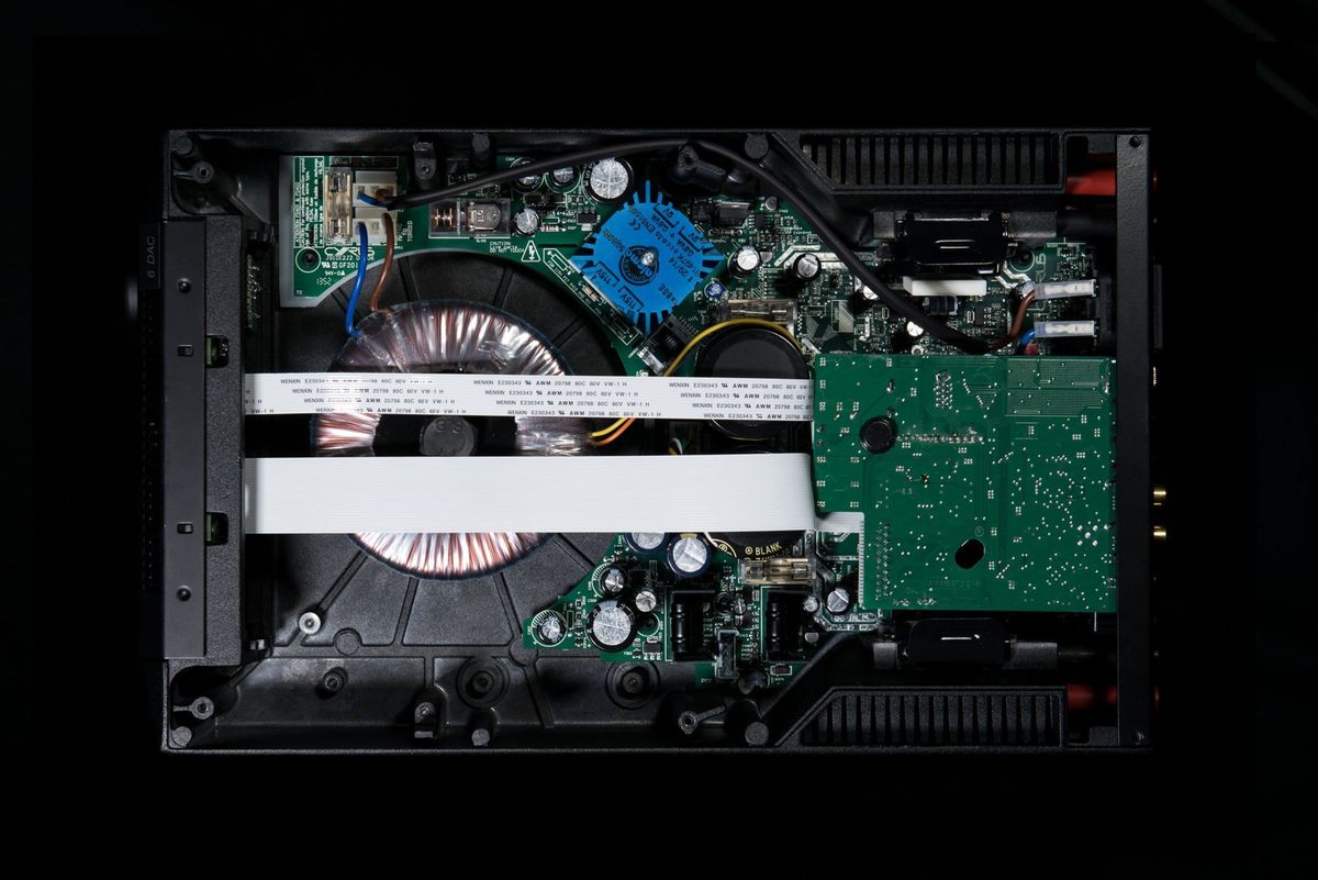Cyrus 6 DAC QXR - Amplis hi-fi stéréo sur Son-Vidéo.com